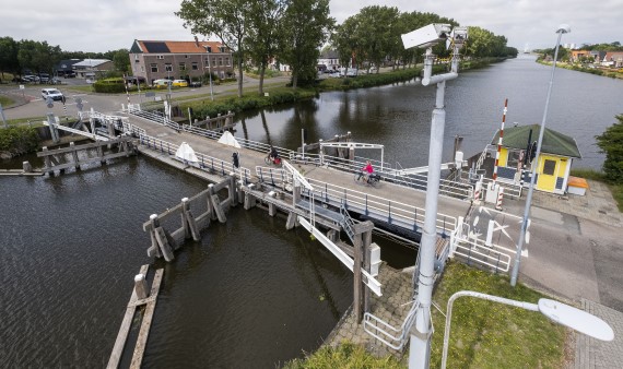 Werkzaamheden vlotbruggen over het Noordhollandsch Kanaal - Noordkopregio